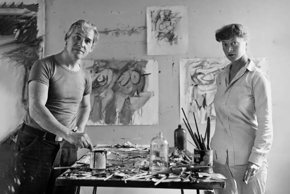 Couple Photoshoot Ideas with Cute Couple Pose Reference